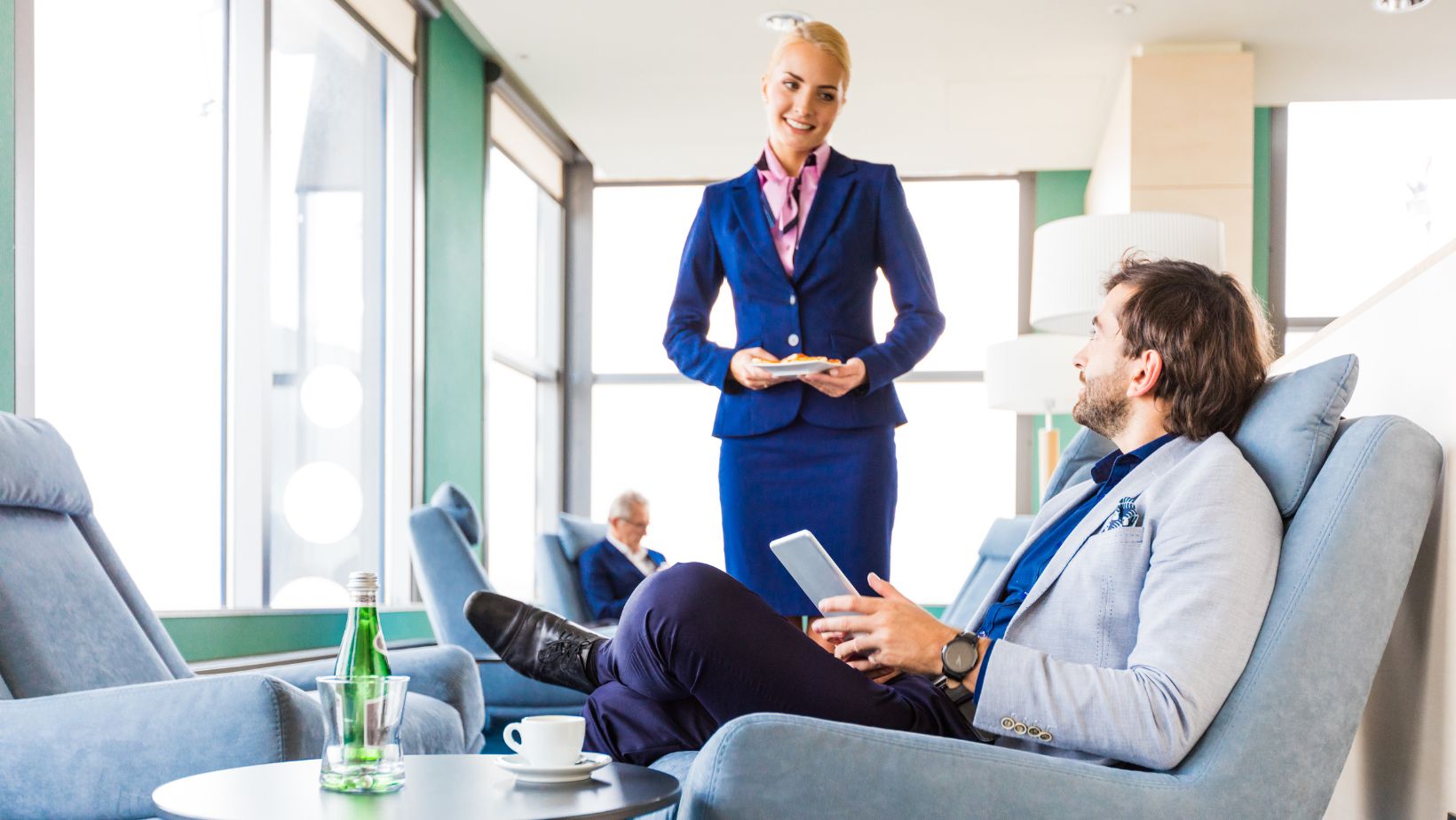 Choosing the Right Airport for International Flights - Thetraveleditor
